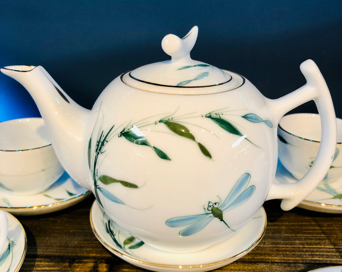 Dragonfly Bat Trang Tea Set – Craft Maison